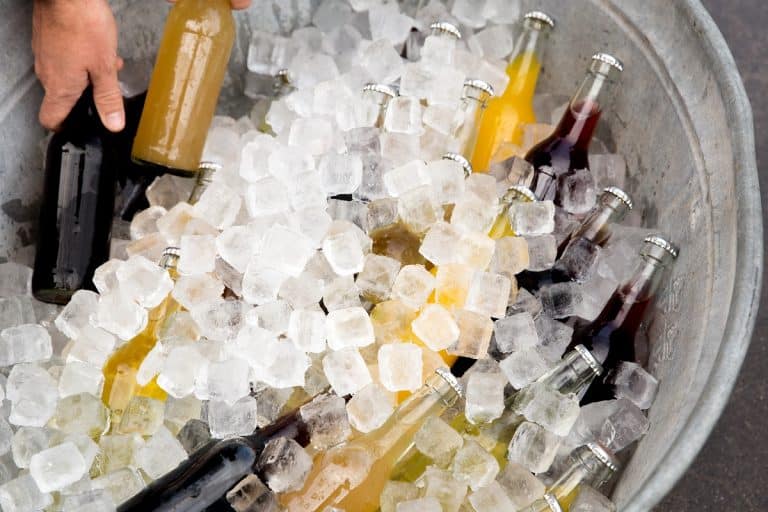 An der Tankstelle: Erfolgreich mit Eiswürfel, Crushed Ice & Co.